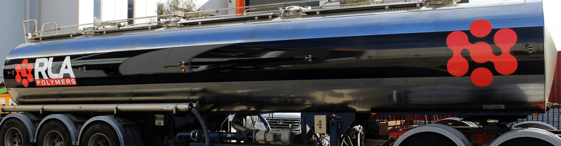 Vehicle branding – Engine Signs